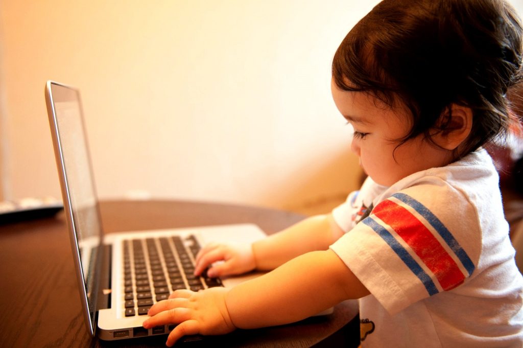 Kite making ideas for kids | Kidsstoppress